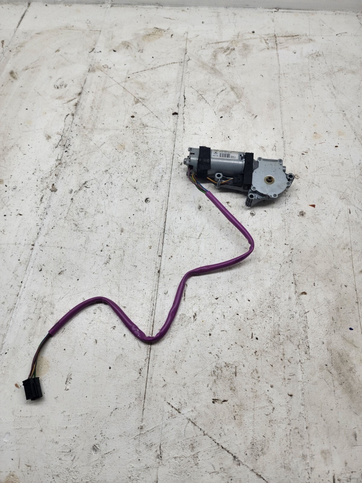 07-14 Mercedes W221 S550 S600 CL550 Sunroof Sun Roof Motor 2218202042 ...