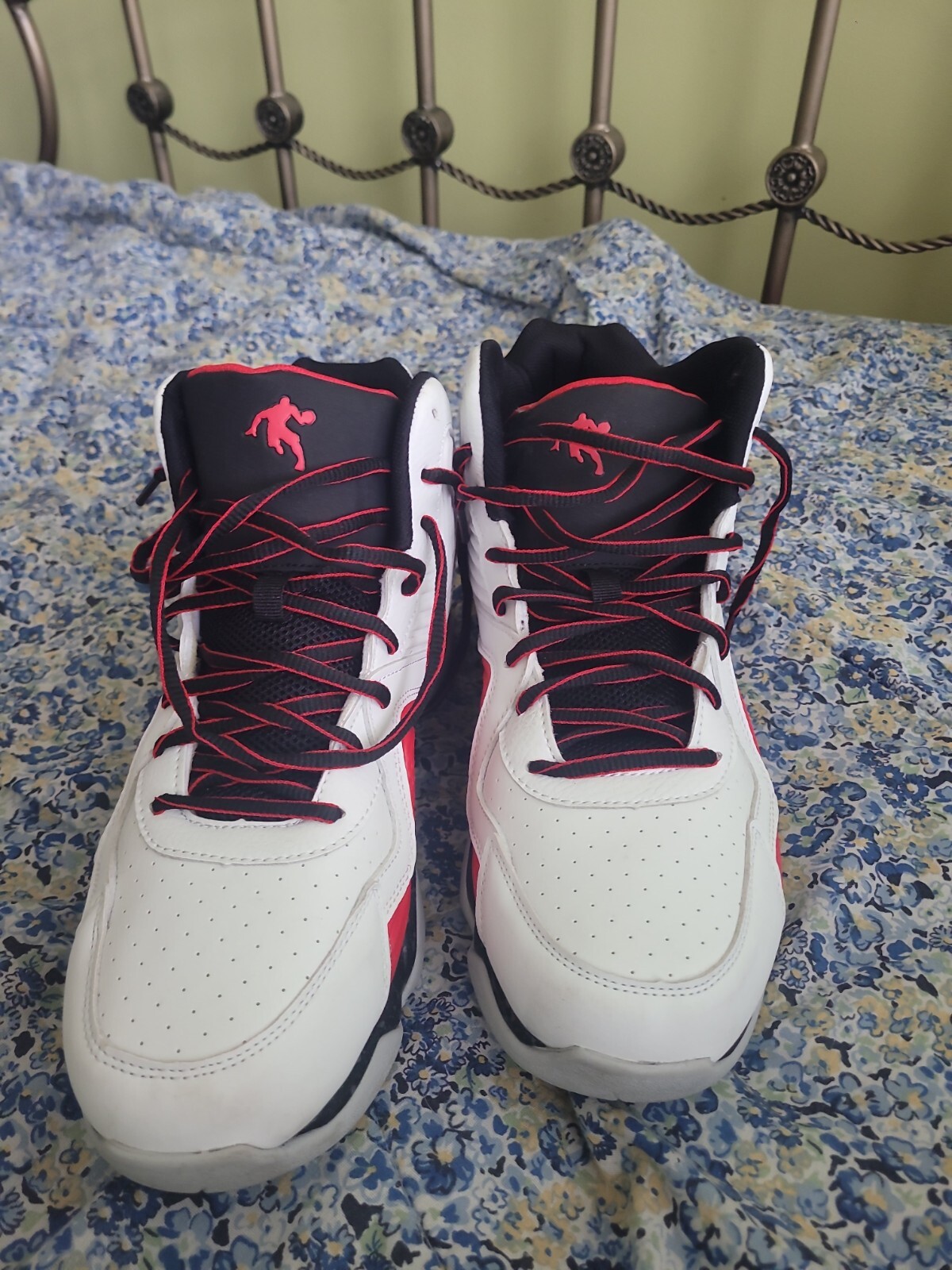 And1 Men's Maverick Lace-Up White Classic Basketball … - Gem