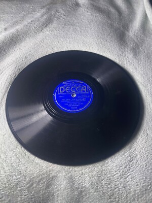 DECCA Record 78 rpm 910 FOLLOW YOUR HEART / MAGNOLIAS IN THE MOONLIGHT ...