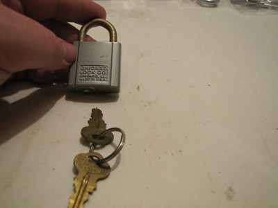 VINTAGE CHICAGO LOCK COMPANY LOCK W/KEYS NICE #7 | eBay