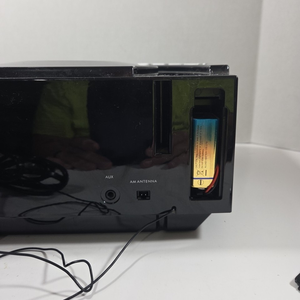Wedge A4116 CD Player USB SD AM/FM Alarm Clock Radio Box Tested | eBay