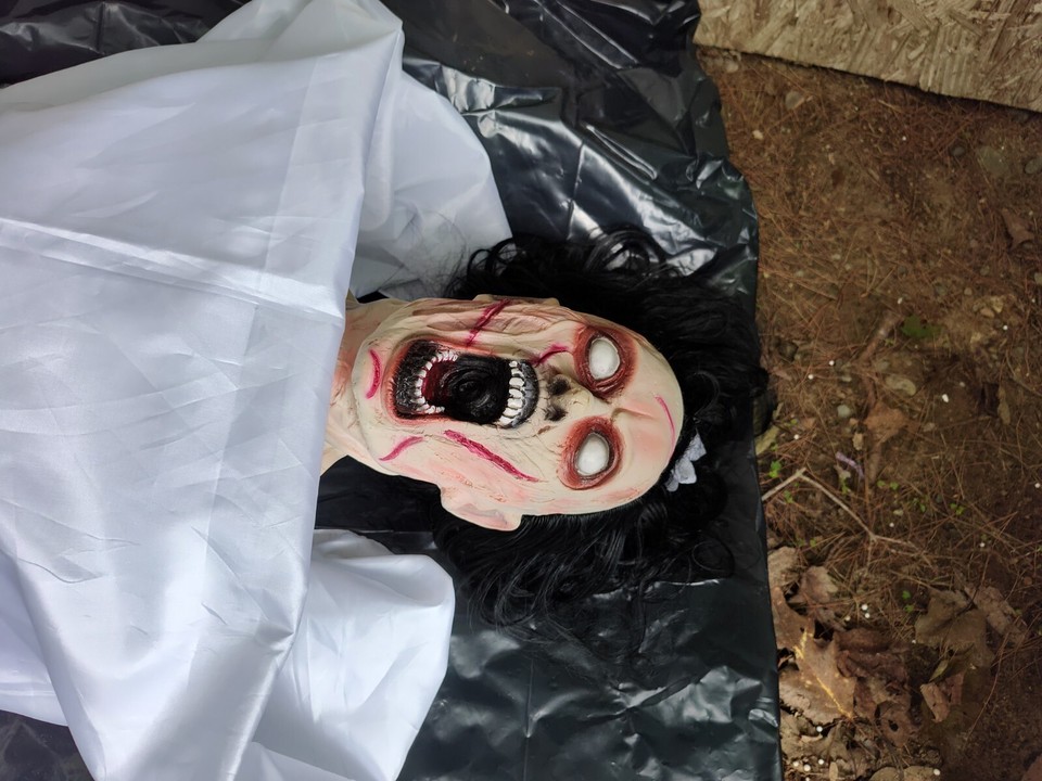 Spirit Halloween Levitator Girl Animated Halloween Prop In Original Box ...