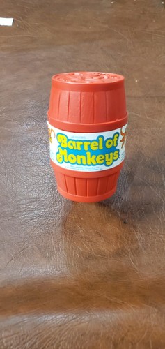 Vtg 1983 Red Barrel Of Monkeys Game Lakeside W/16 Red Monkeys & Label ...