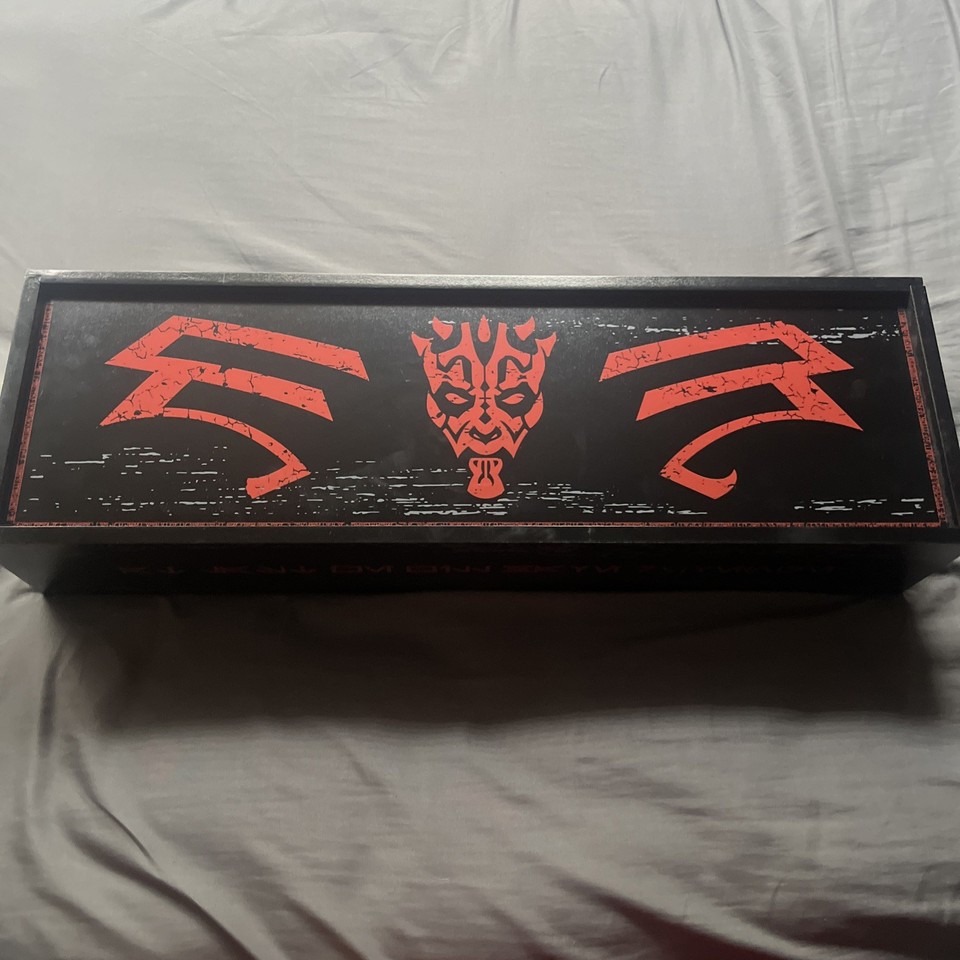 Star Wars Darth Maul Sith Apprentice Legacy Lightsaber Hilt Box Set LE ...