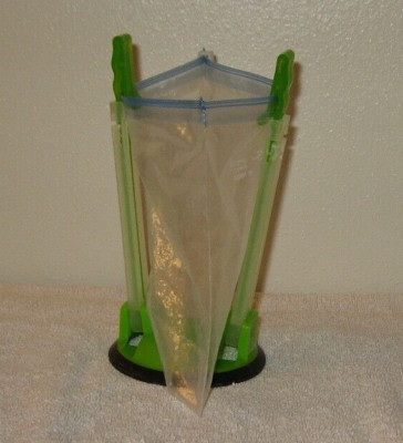 Plastic Baggie Holder & Stand, Green Plastic, Adjustable, Collapsible ...