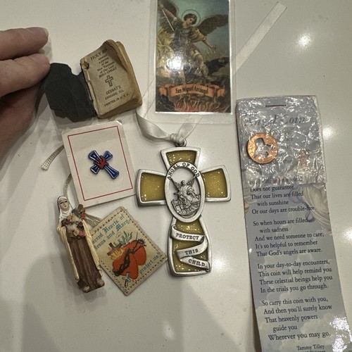 Vintage Mini Holy Bible Book 224 Pages of The New Testament With Other ...