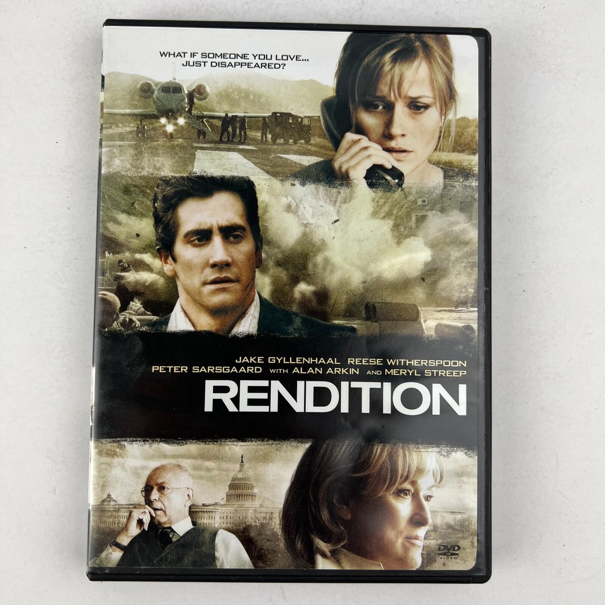 Reese Witherspoon E Jake Gyllenhaal Film Jake Gyllenhaal Makes Red