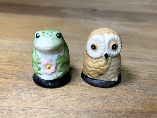 2 Vintage Friends Of The Forest Porcelain Thimbles, Frog & Owl | eBay
