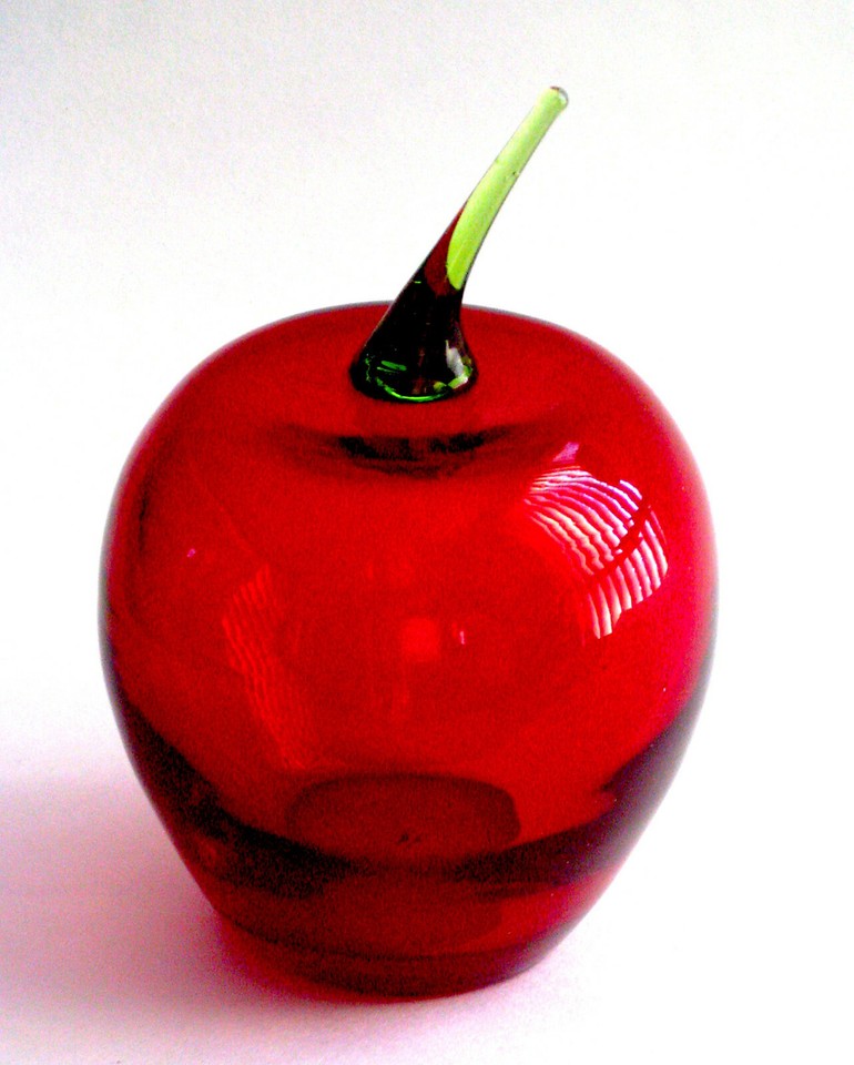VIKING glass HTF ruby red APPLE FRUIT paperweight 7295 hand made U.S.A ...