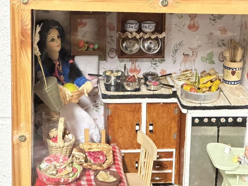 Vintage Diorama / Miniature Illuminated Dolls Kitchen Display | eBay UK