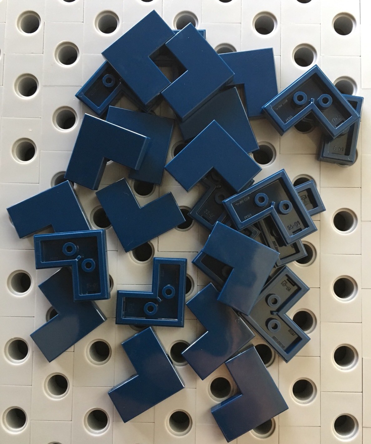 Lego Earth Blue 1x2X2 Flat Corner Tiles Smooth Finishing Floor Wall New ...