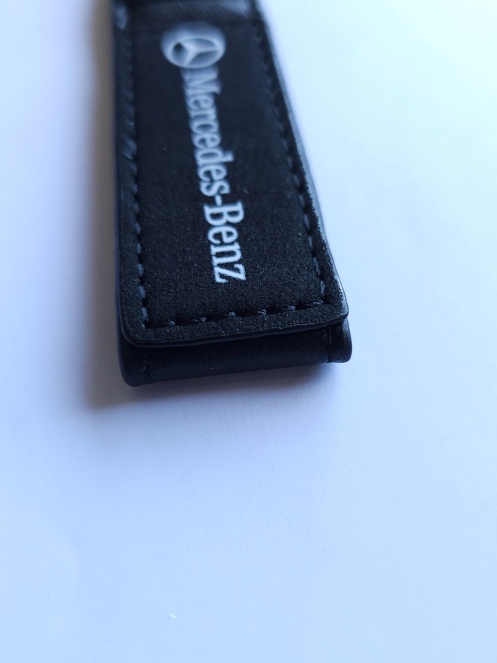 MB4 Mercedes Luxury Alcantra Keychain Keyring Mercedes Logo Car Key ...