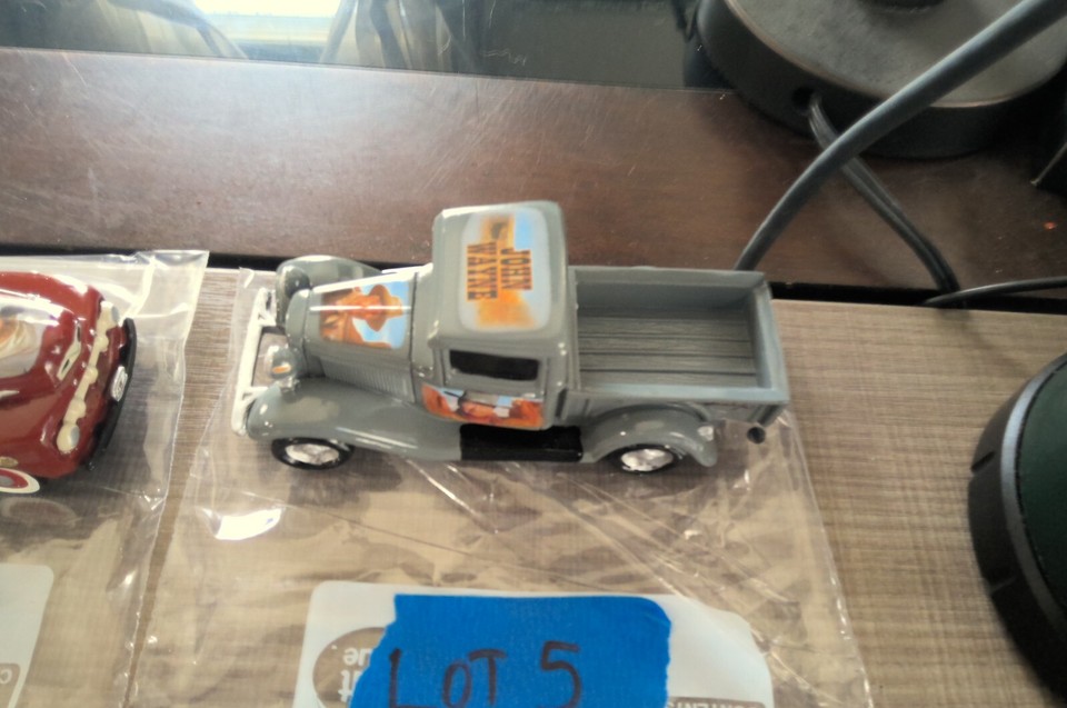 John Wayne American Legends Collection Pickup Trucks Hamilton The Duke ...