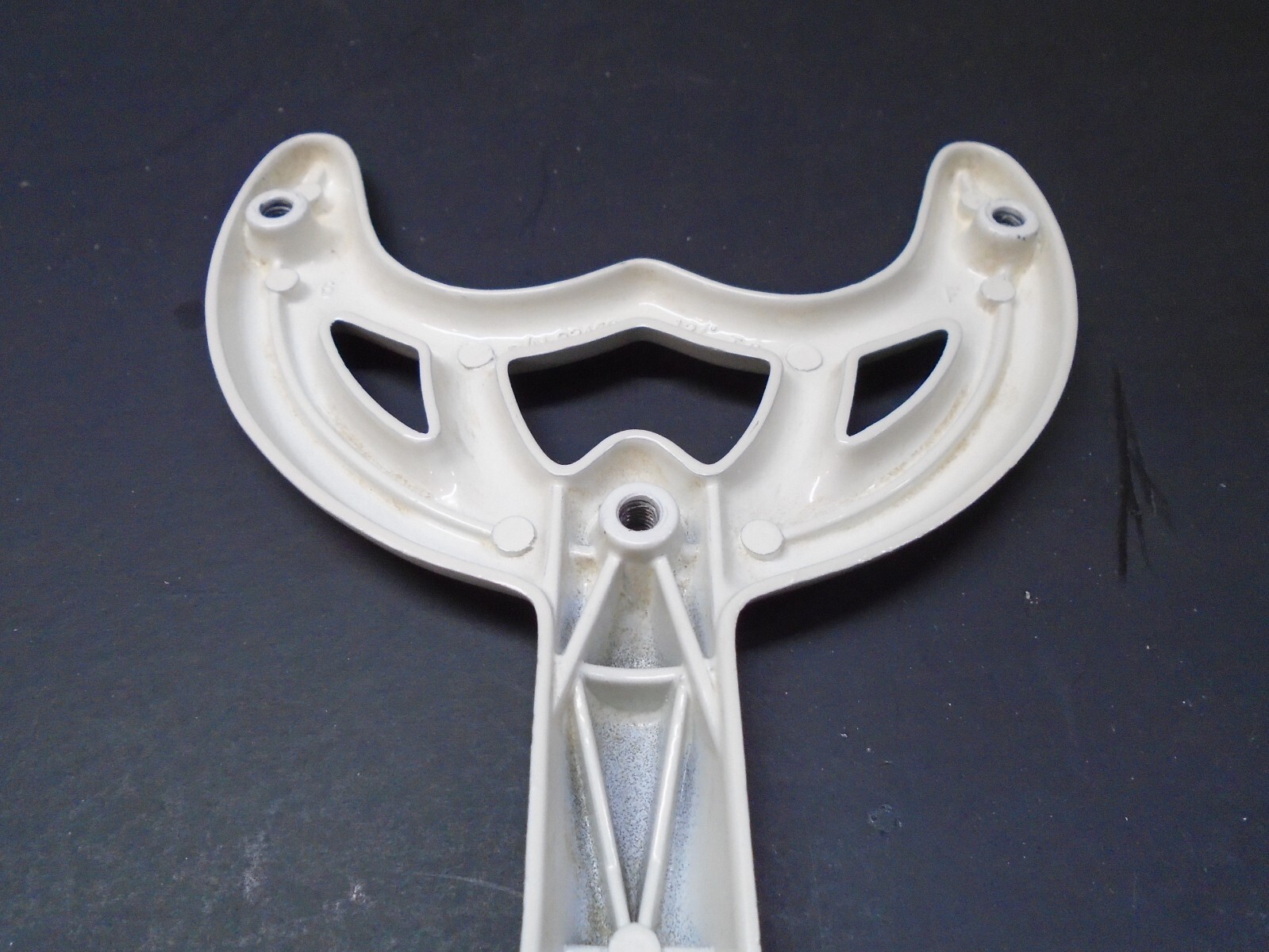 HUNTER 52' CEILING FAN REPLACEMENT ARM/BRACKET WHITE 83469 | eBay