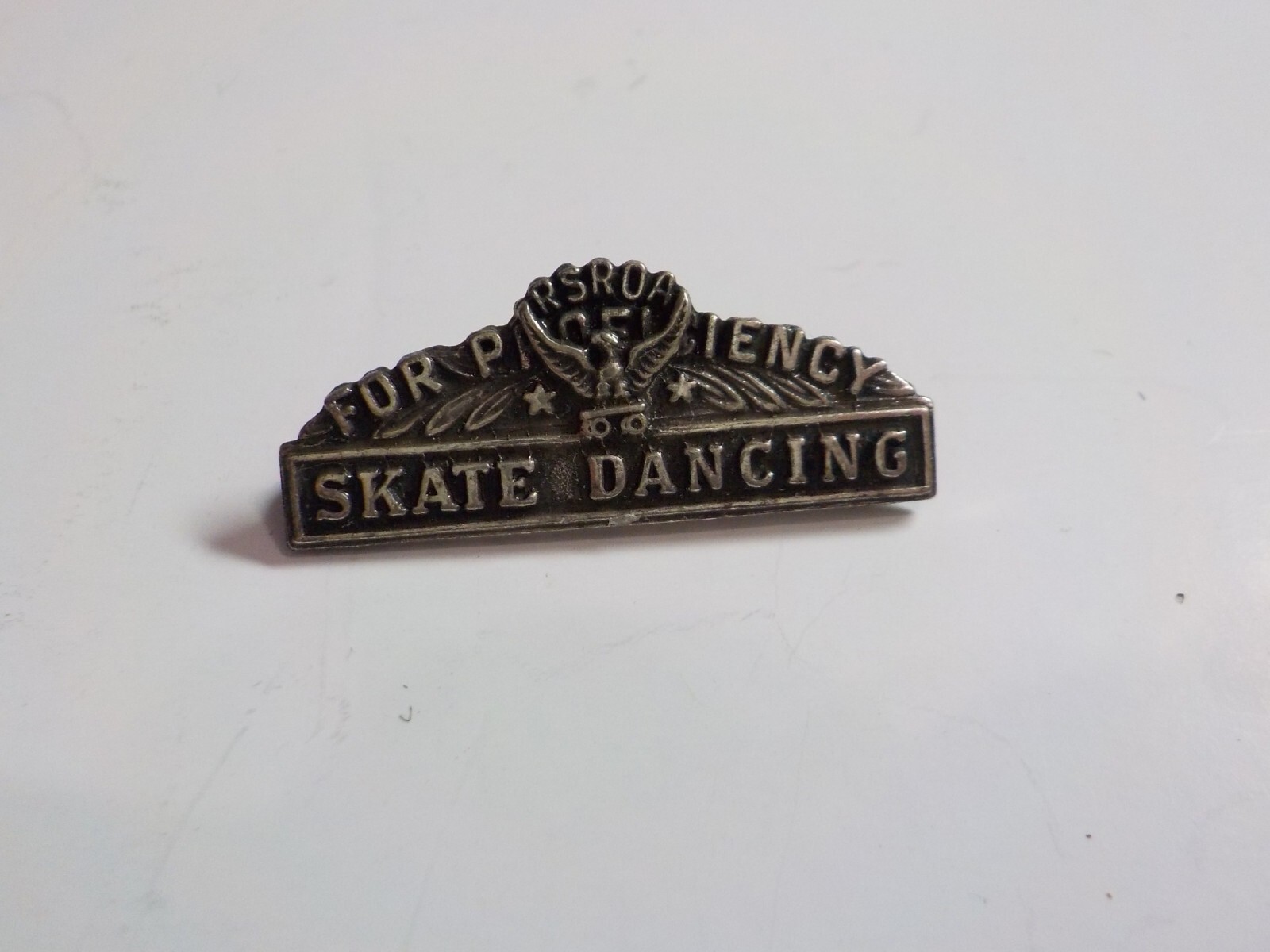 Vintage 1956 Skate Dancing and Figure Skating Pin Ste… - Gem