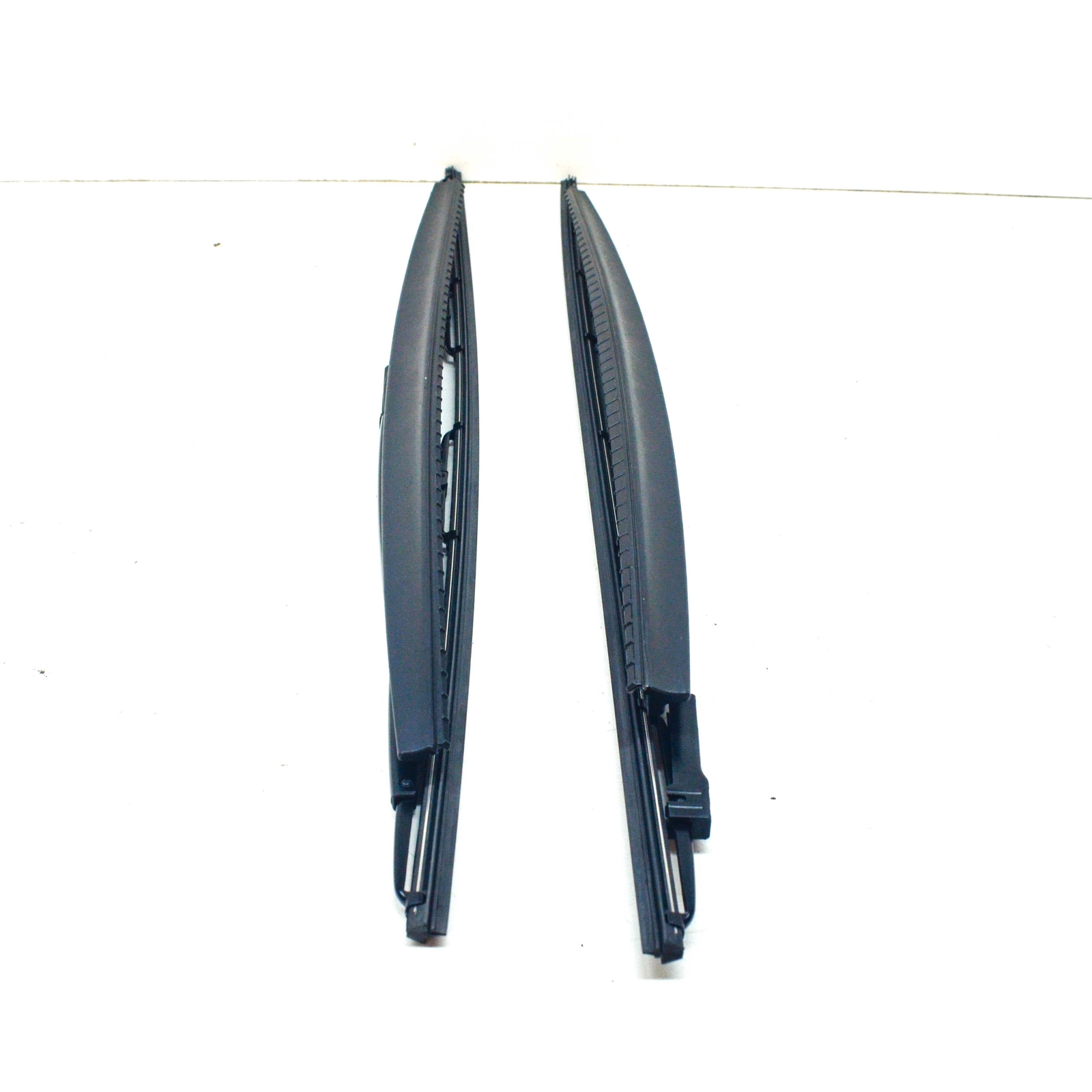 BMW 7 E65 E66 Front Windshield Wiper Blade Set 61610442837 0442837 New ...