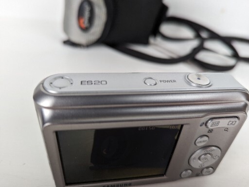 Samsung+ES20+10.2MP+Digital+Camera+-+Silver for sale online | eBay