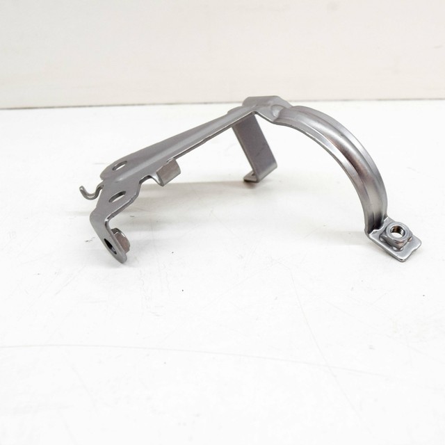 Mercedes-Benz A2055016020 Coolant Circulation Pump Bracket C-Class W205 ...