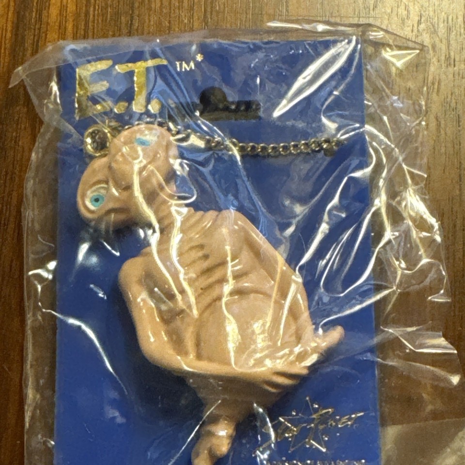 1982 E.T. Necklace Vintage Universal Studios Star Power NOS Gold Tone ...