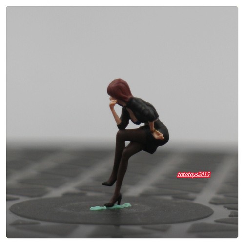 1/87 Scene Prop Sitting girl Miniatures Figures Doll For Cars Vehicle ...