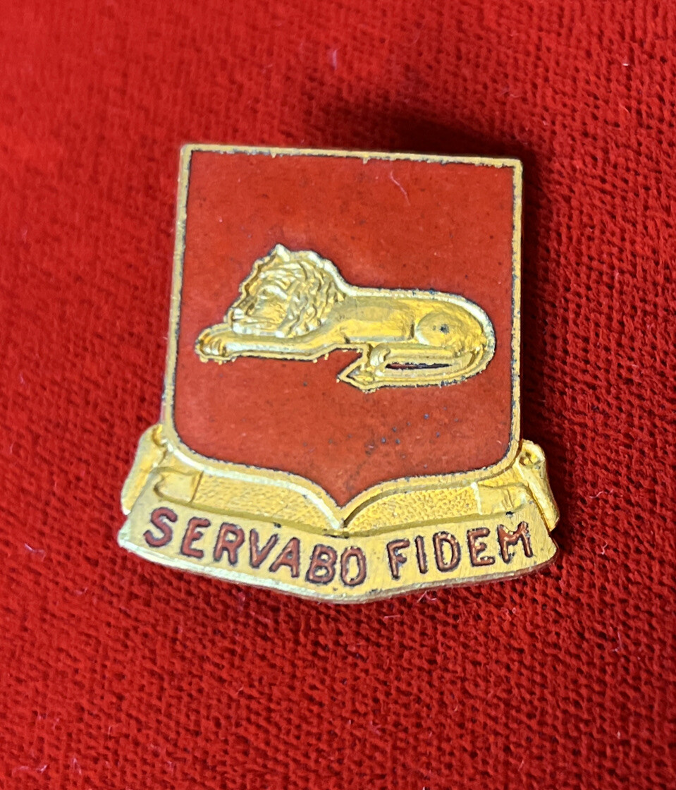 Vintage US Army 33rd Field Artillery Unit Crest (Servabo Fidem) 1 1/4 ...
