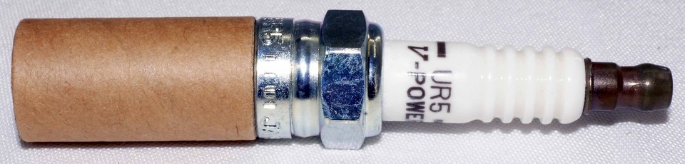 Pack of 8 Genuine NGK 2771 V-Power Spark Plugs UR5 | eBay