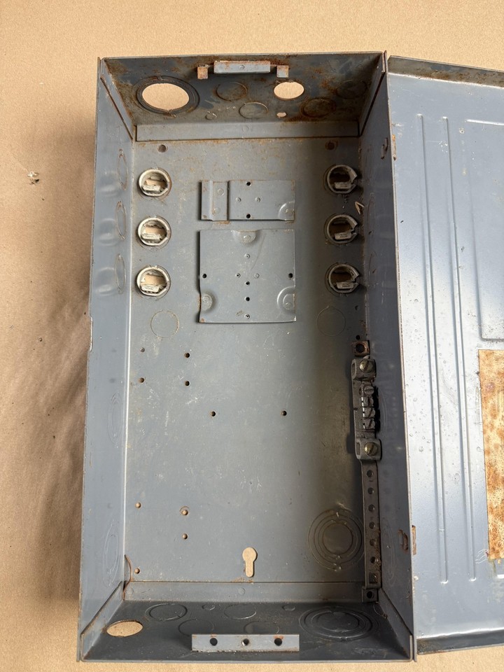 Vintage Wadsworth Gray Metal Surface Fuse Panel Box 120/240V Wall Mount ...