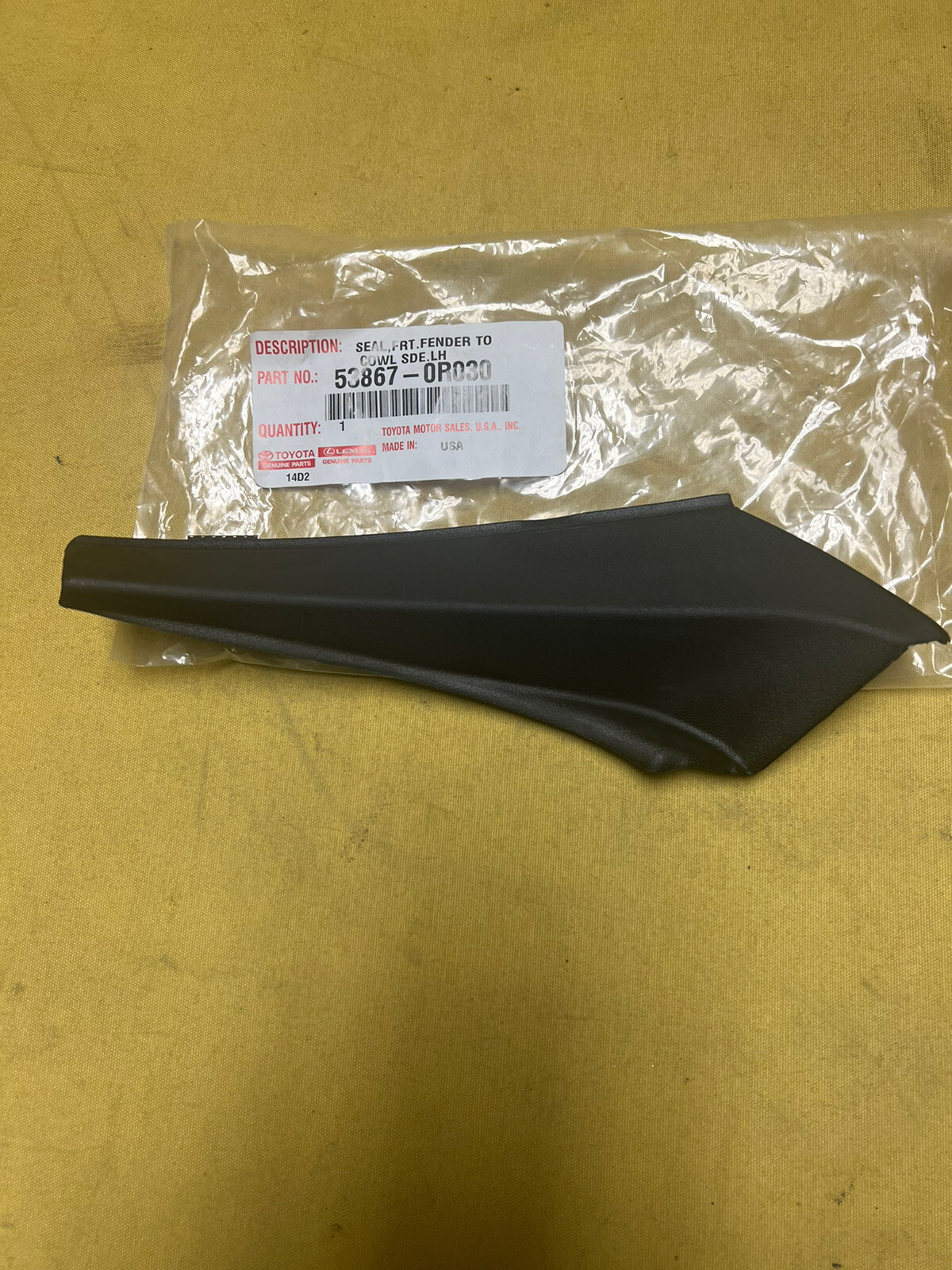 2013-2018 TOYOTA RAV4 NEW GENUINE LEFT FENDER TO COWL HOOD SIDE SEAL ...