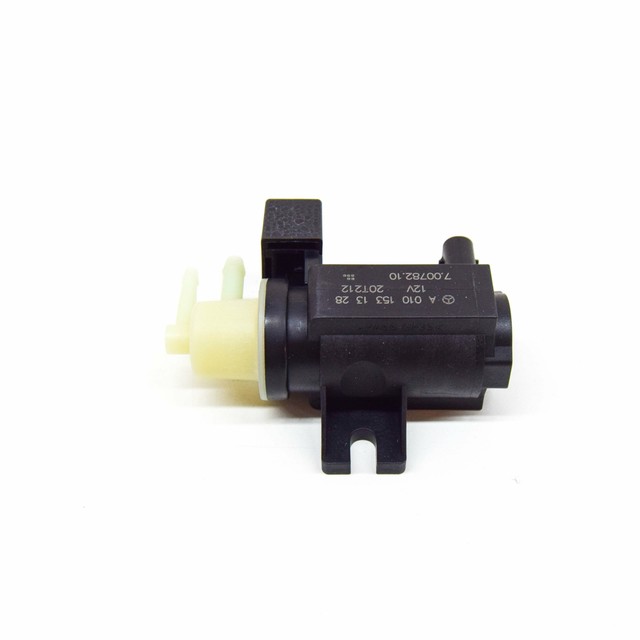 2017 MERCEDES C300 OEM Turbo Boost Pressure Vacuum Control Valve ...