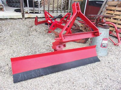 Heavy Equipment Attachments - 3 Point Blade
