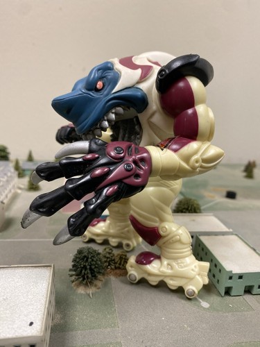 1996 Streetwise Street Sharks Space Force BattleClaw Streex Original ...