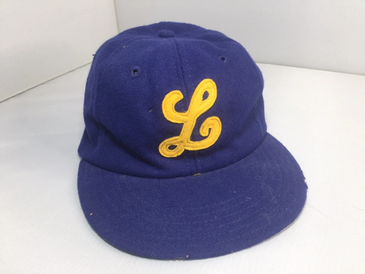 Purple Cursive Letter L