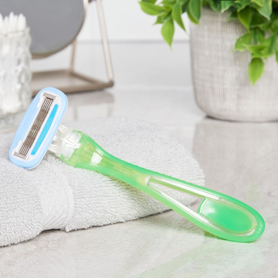 Equate 5 Blade Women's Disposable Razors 6 Count vs Gillette Venus ...