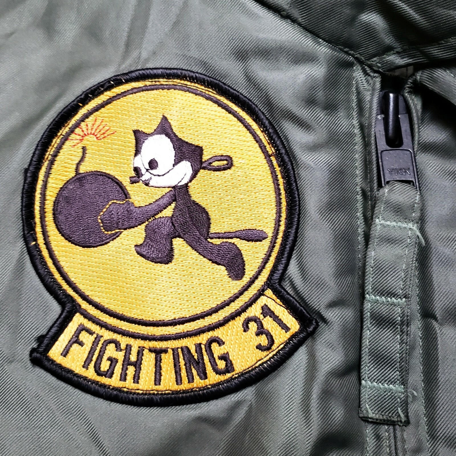 Vtg USAF NAVY CWU-45/P Flying Jacket w Felix the Cat Squadron Patch Sz ...