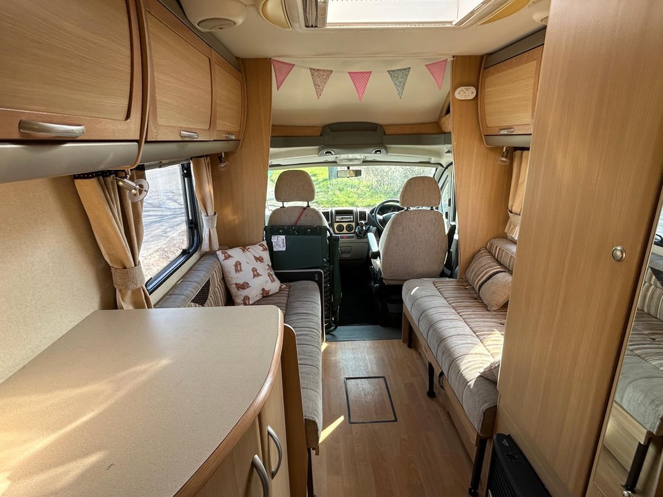 Bessacarr E410 - Only 5.75 Metres, Solar, Bike Rack - 2 Berth Motorhome ...