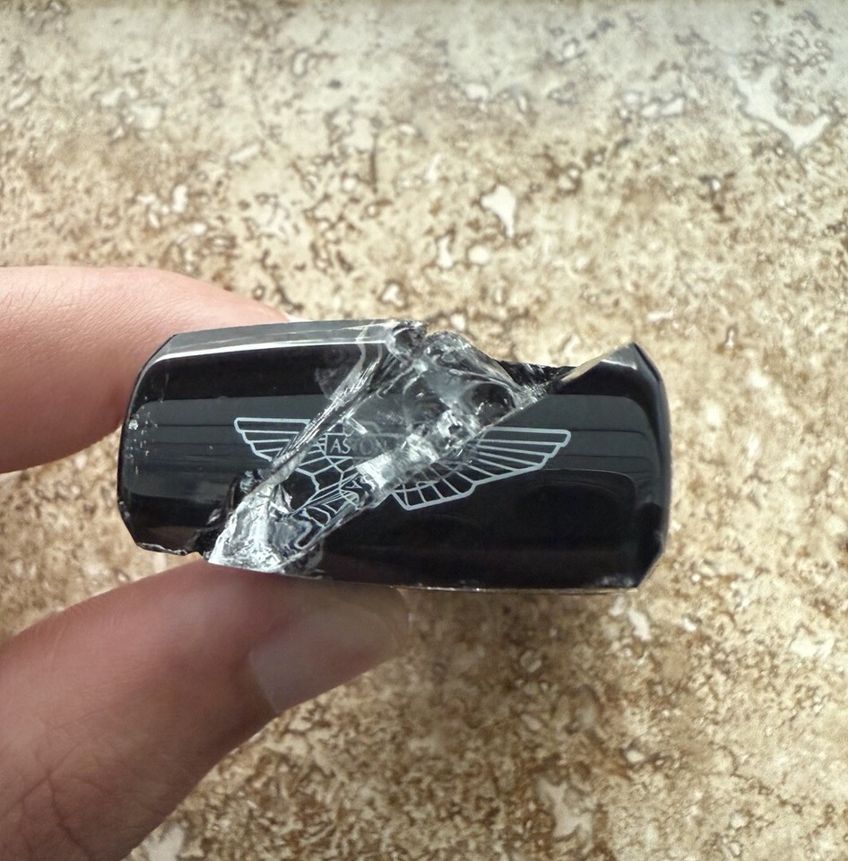 ASTON MARTIN DB9 SMART KEY REMOTE FOB CRYSTAL FCC: OHT7001550 (4-BUTTON ...