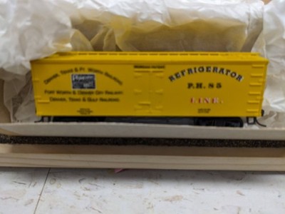 HO Roundhouse 36' ot reefer Pan Handle RTR | eBay