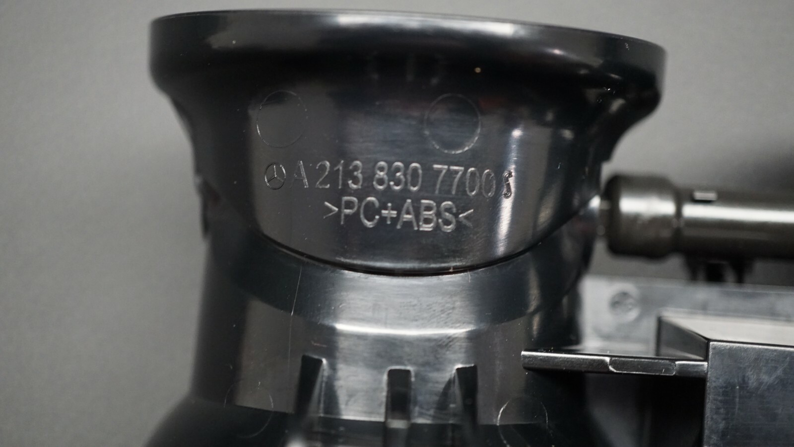 OEM MERCEDES BENZ E CLASS W213 GRILLE AIR VENT LEFT / A2138307700 | eBay