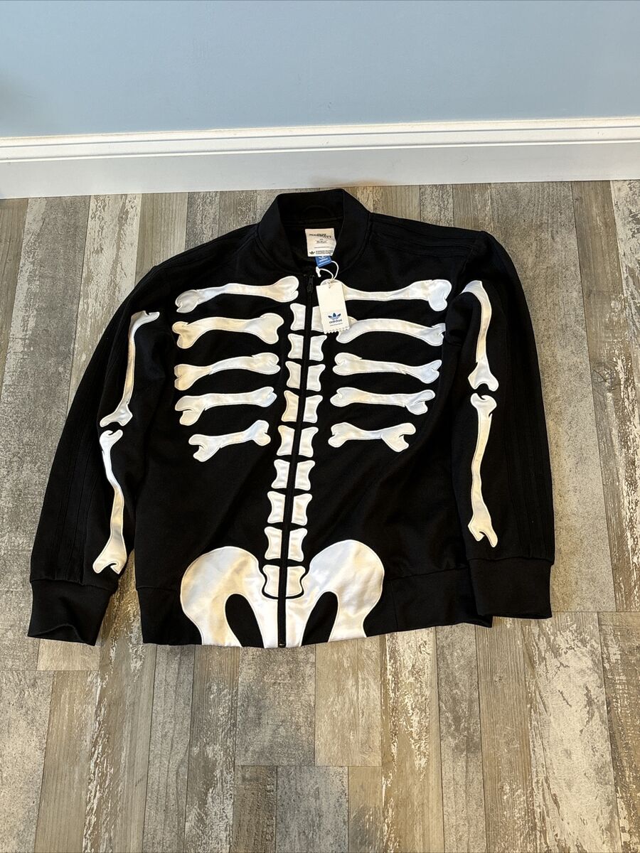 ADIDAS JEREMY SCOTT BONES SKELETON JACKET SZ MEDIUM NEW RARE ADIDAS JEREMY SCOTT BONES SKELETON JACKET SZ MEDIUM NEW RARE