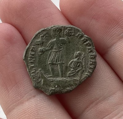 RARE UNUSUAL UNIDENTIFIED ROMAN COIN VERY NICE GRADE UNCLEANED LOT 1 ...