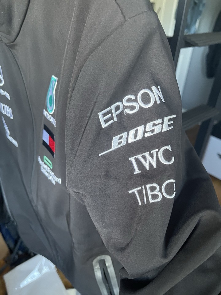Mercedes-AMG Petronas 2020 F1 Soft Shell Jacket Men’s Small Worn Once ...