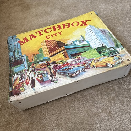 Vtg Matchbox City Playset Car Case 1967 W/ Buildings Scenery Built In ...
