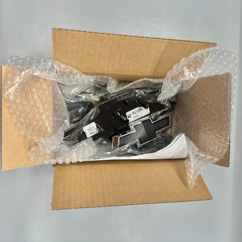 21-24 Suburban & Tahoe Illuminated Bowtie Emblems in Black GM OEM NEW ...