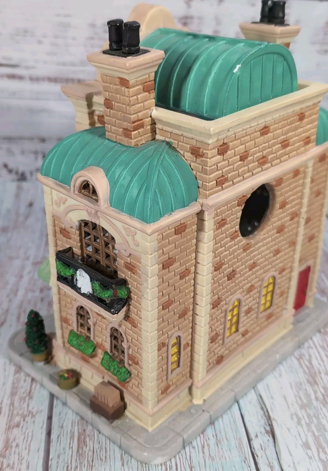 Lemax Caddington Village Chef Marcel’s Cooking School Building ...