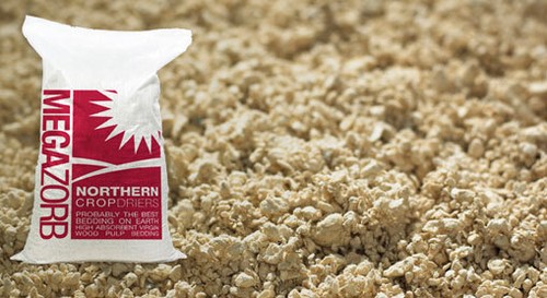 2x 85L MEGAZORB ABSORBENT BEDDING HORSE POULTRY RABBIT GUINEA SMALL ...