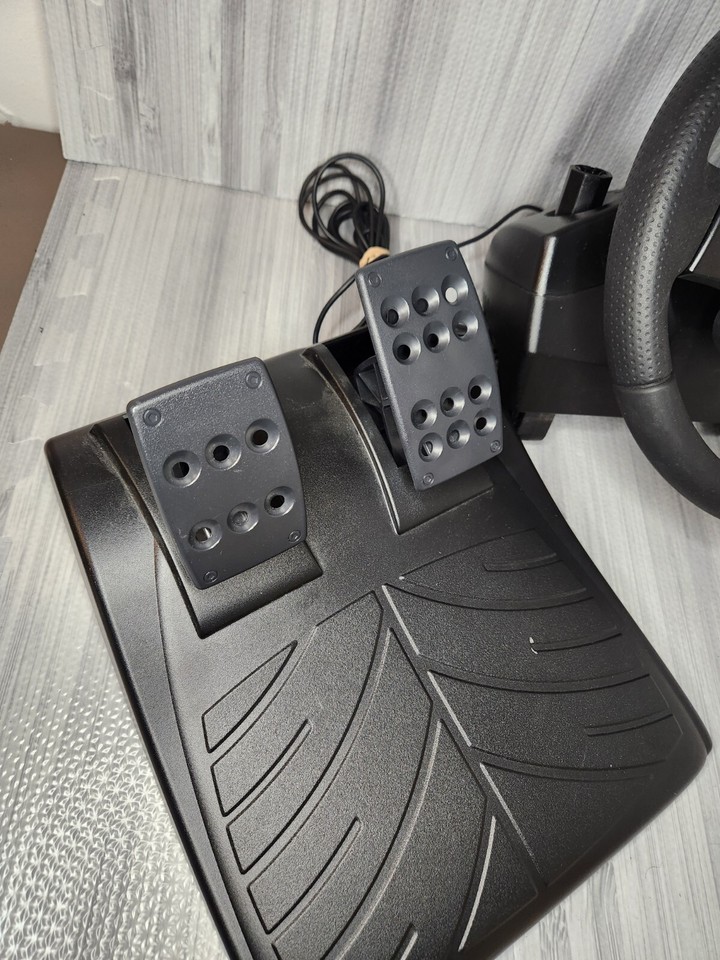 Logitech Driving Force GT Racing Wheel With Foot Pedals PC PS2 PS3 E ...