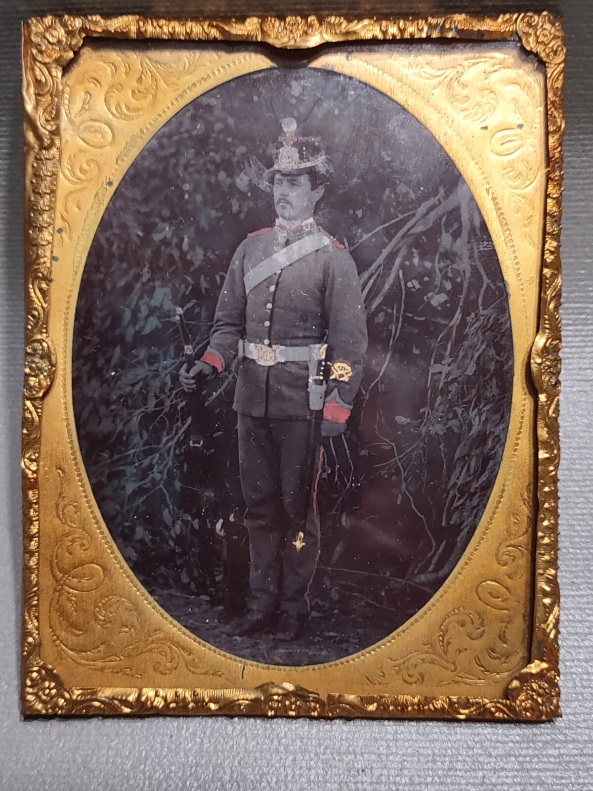 1/4 PLATE TINTYPE, UNION SOLDIER STUDIO PORTRAIT IN W/ SHAKO HAT, RIFLE ...