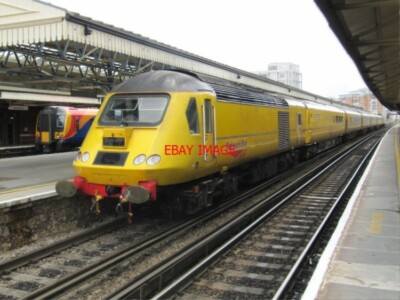 PHOTO (3) CLASS 43 NMT HST 43013 & 43014 AT BASINGSTOKE 22/07/10 ...