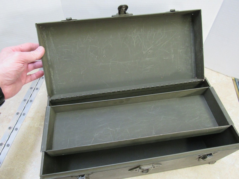 US WW2 M5 Chest Steel W/ Tray Browning D28243 Spare Parts Tools 30 Cal ...