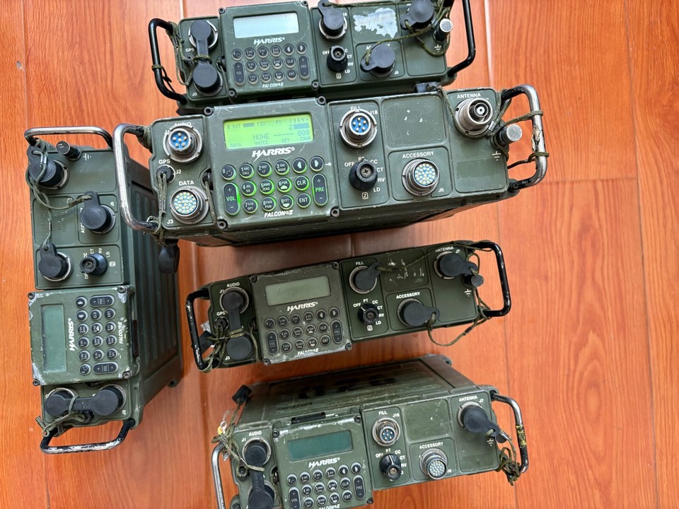 HARRIS AN/PRC-117/RF-5800 MULTIBAND HF RADIO (1 PC MAIN BODY ONLY)Non ...